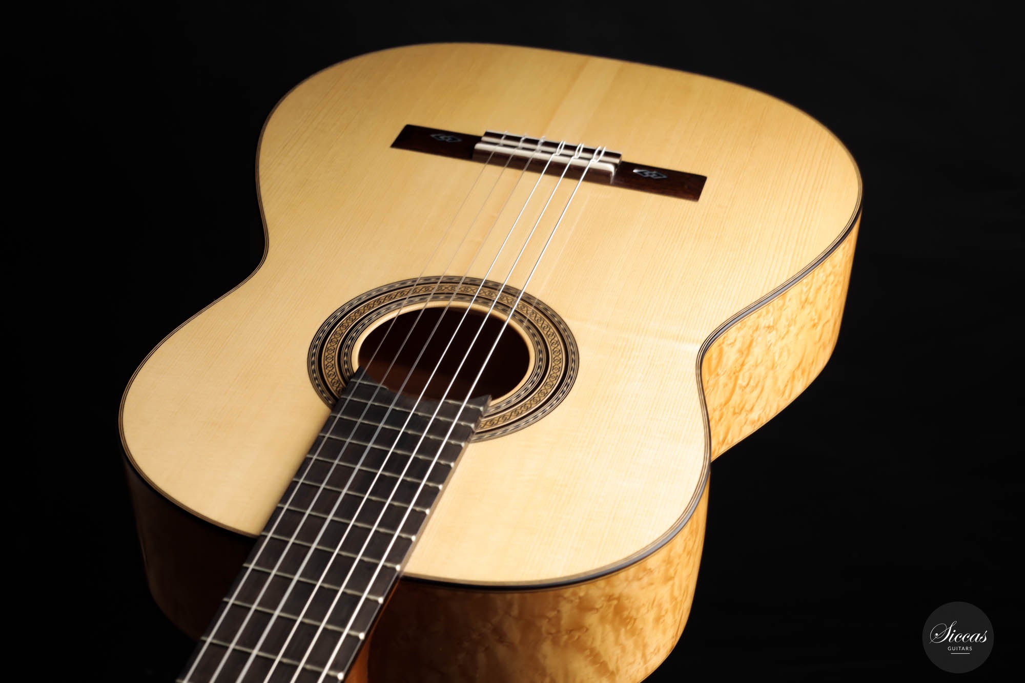 Daryl Perry - 2022 No. 243 – Siccas Guitars